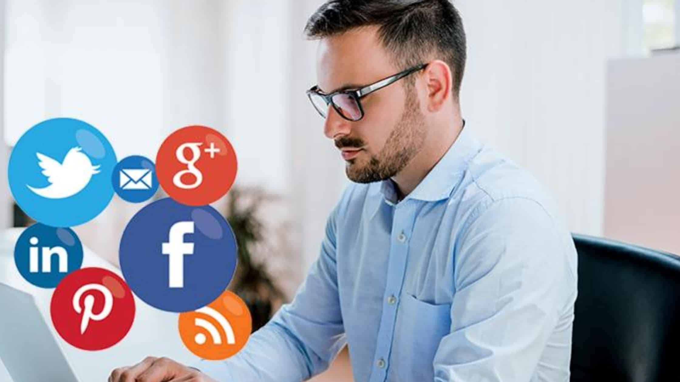 Social Media for Job Search - Creatives